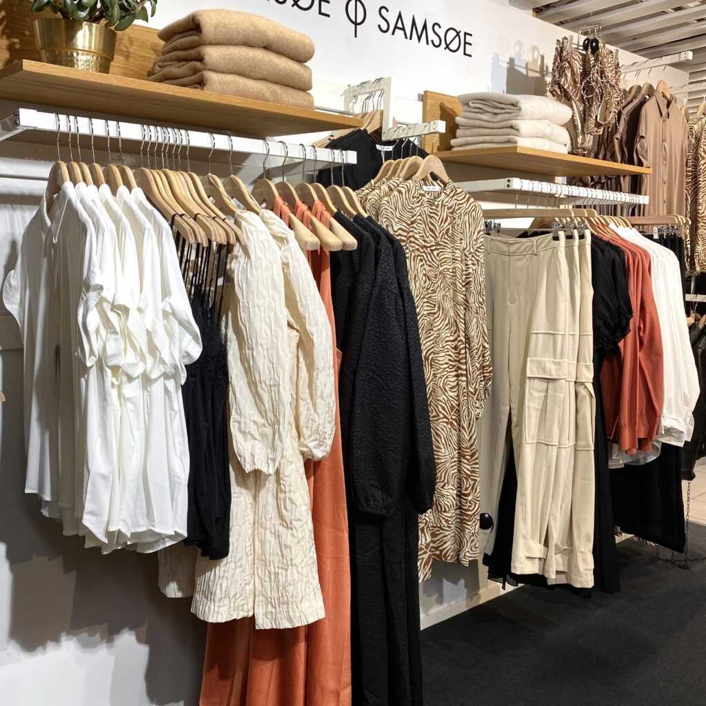 Aukia Brand Store - Rewell
